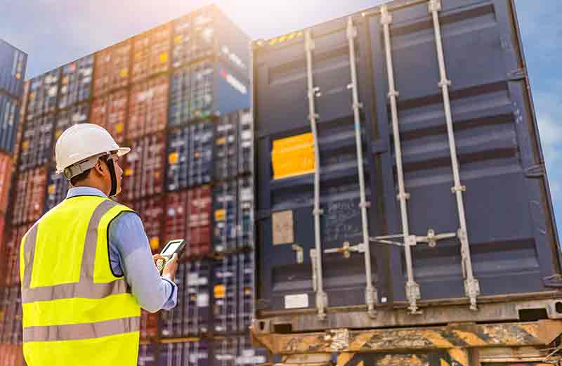 Customs management | dbh Logistics IT AG